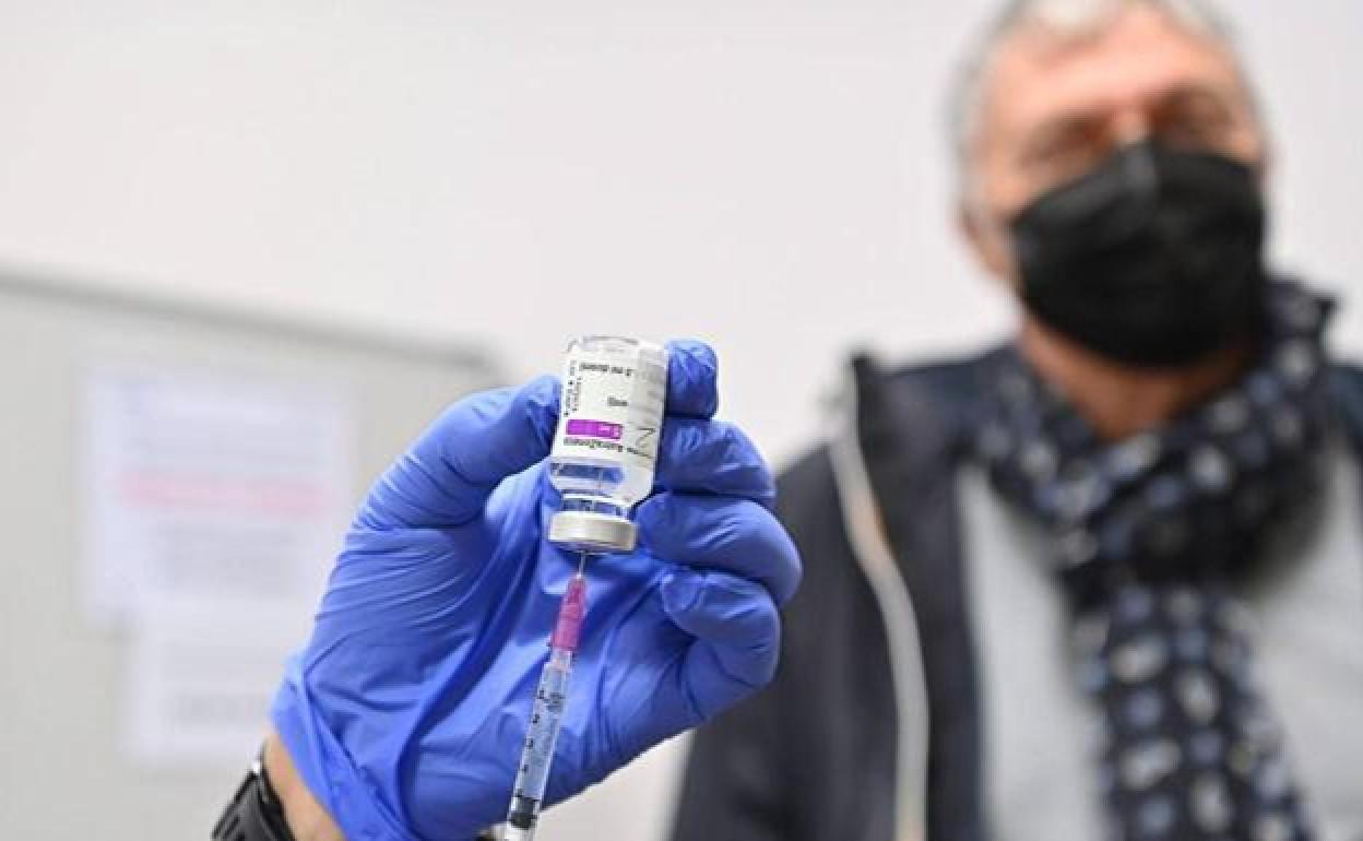 Los vascos podrán recibir la cuarta dosis de la vacuna del covid desde finales de este mes | El ...